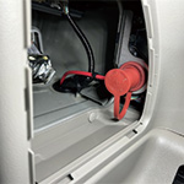 バッテリーターミナル増設キット